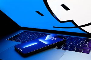 The Pros & Cons of Repairing Vs Replacing Your Apple Computer